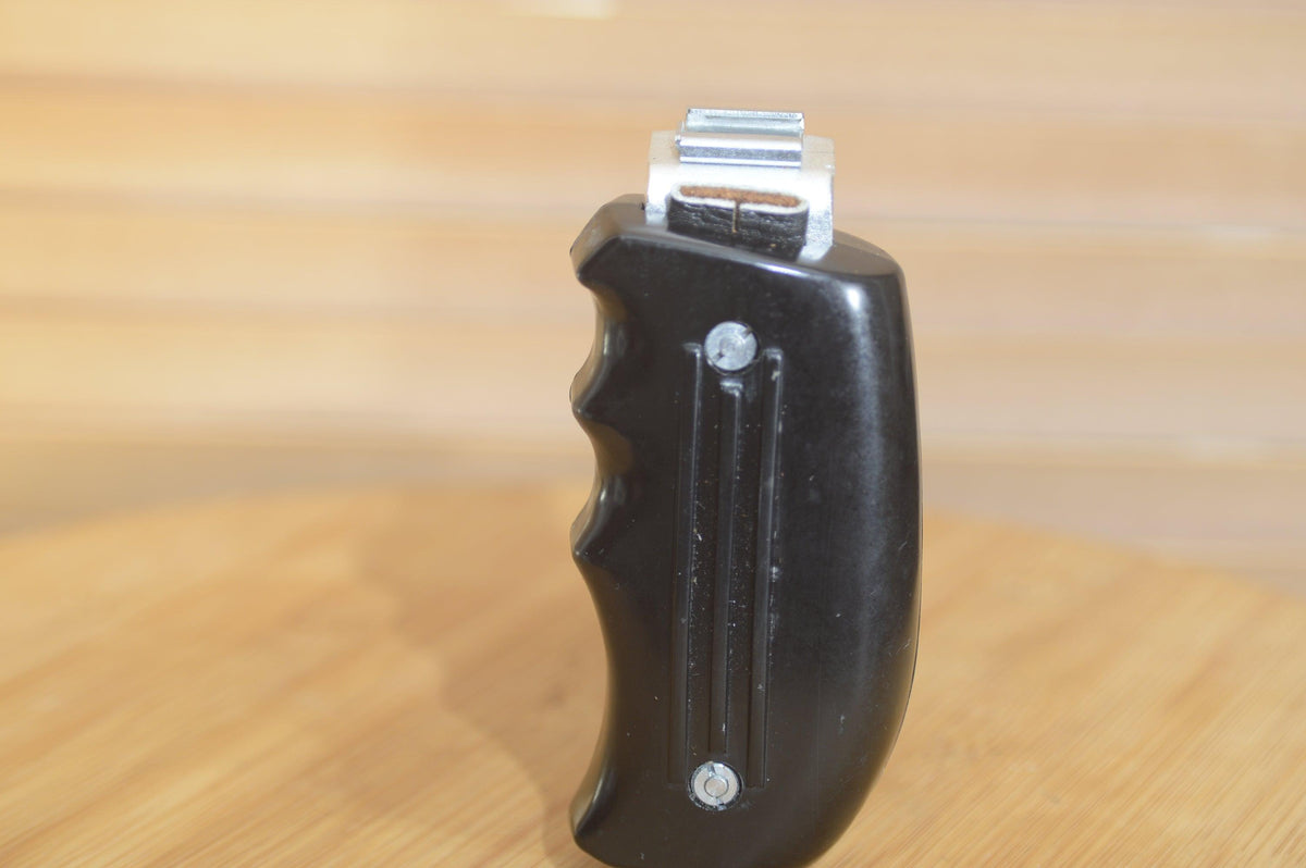 Right handed Flash Extension camera Grip. Good Condition – Rewind Cameras