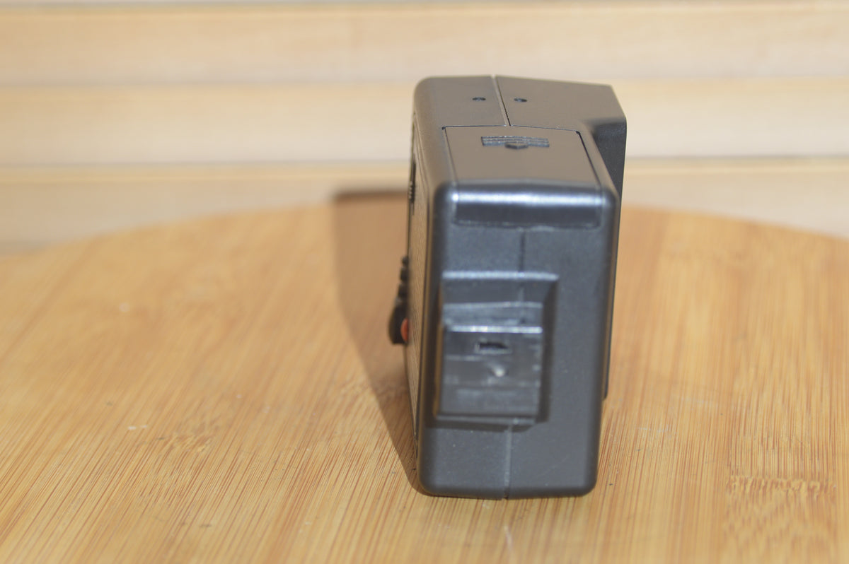 Vintage Vivitar Electronic Flash 1900. Universal Flash unit. Great for ...